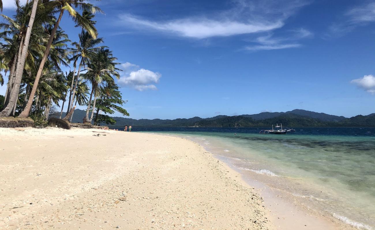 Todas las playas de Isla de Palawan en el mapa con fotos y reseñas🏖️ ...